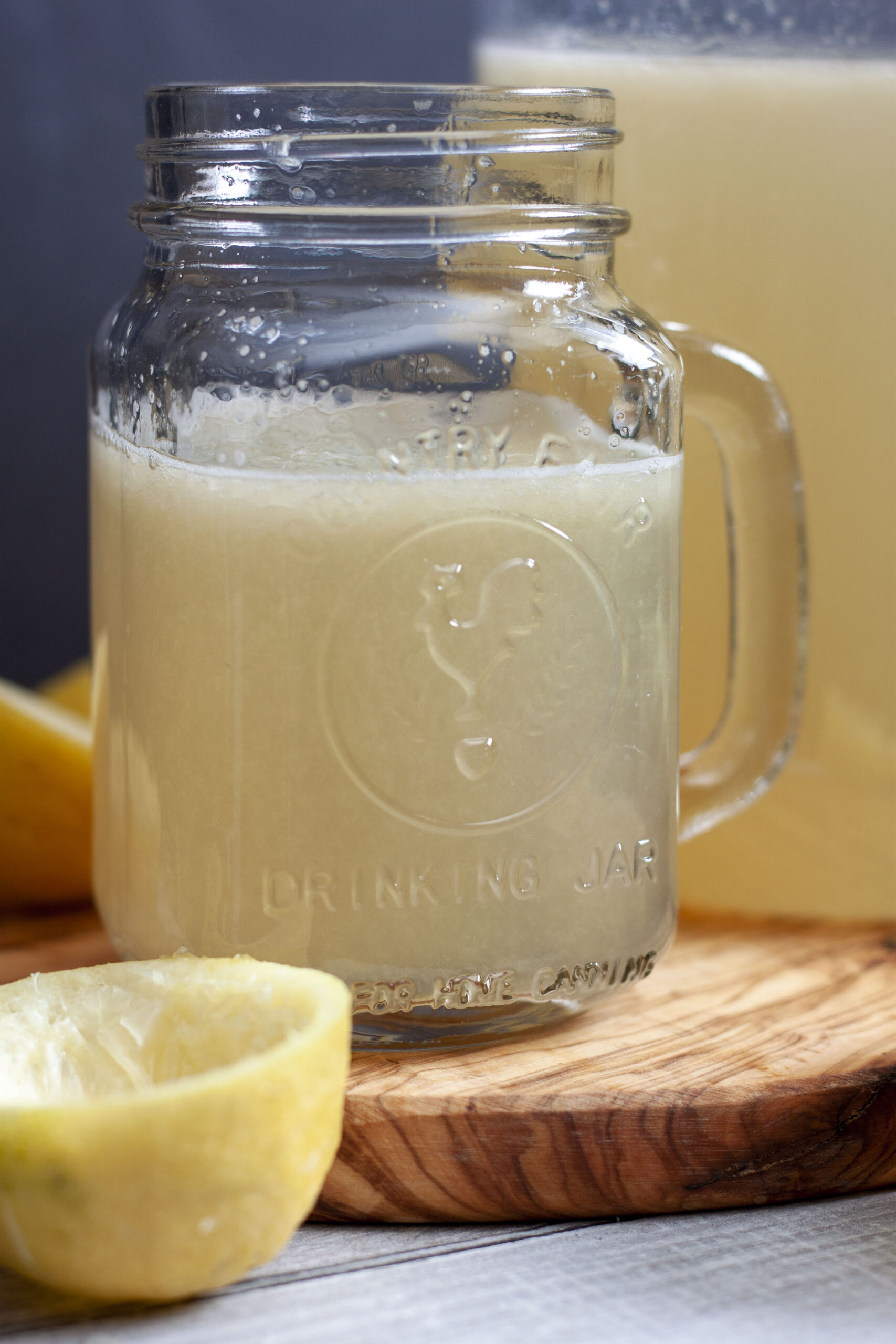 Easy Homemade Lemonade - Courtney's Homestead