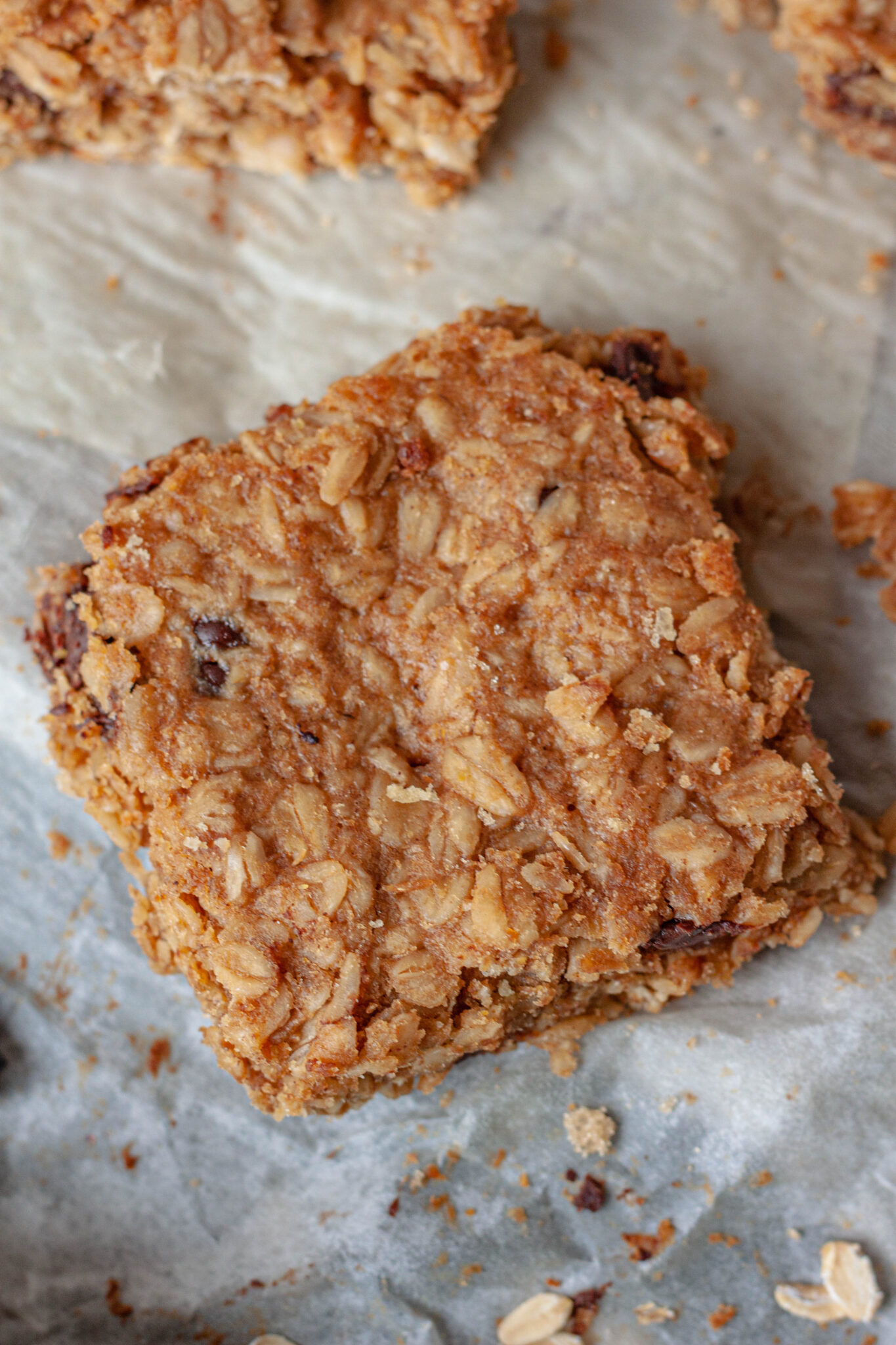 Easy Vegan Breakfast Bars - Courtney's Homestead